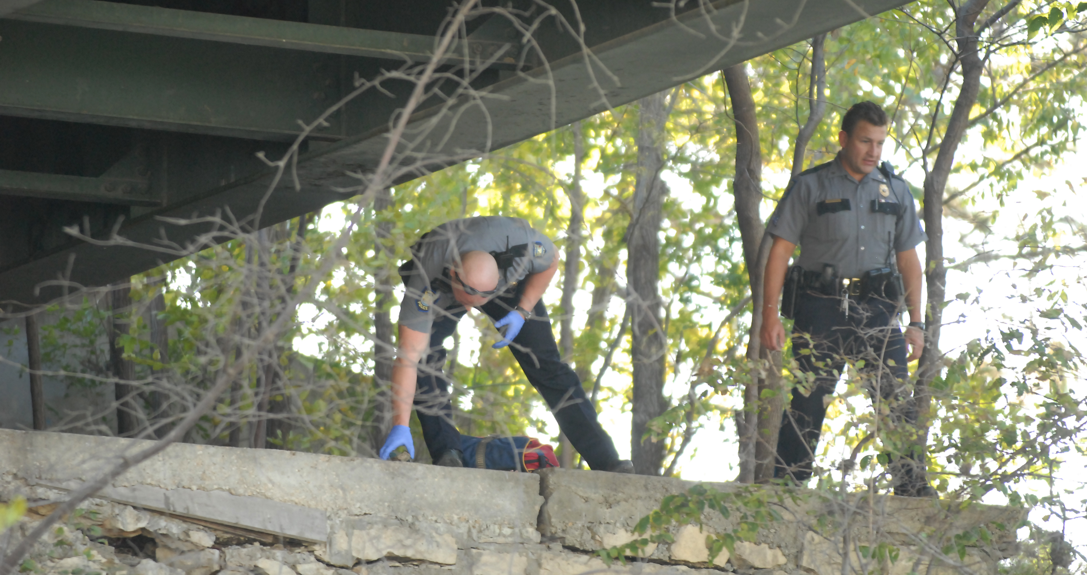 Police identify body found beneath Kansas River bridge; foul play not ...